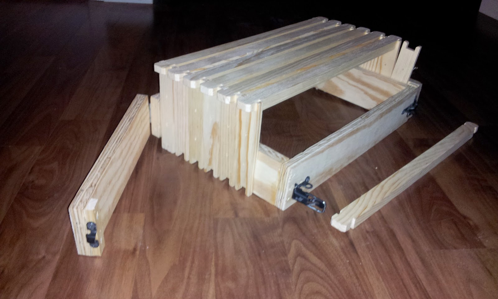 Beekeeping Journal: Jig to assemble wooden frames